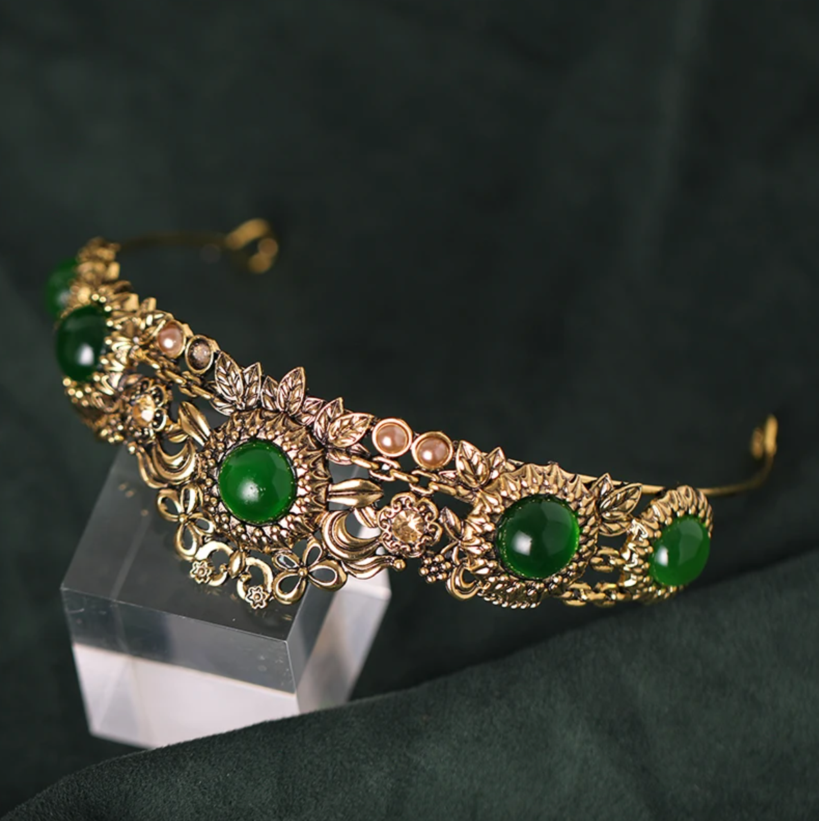 Old-World Vintage Queenly Crown – FairytaleCreators