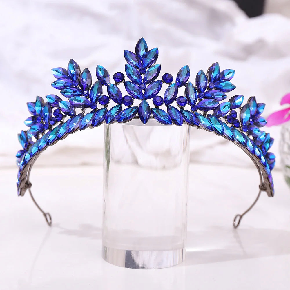 Confident Cheerful Magic Tiara – FairytaleCreators