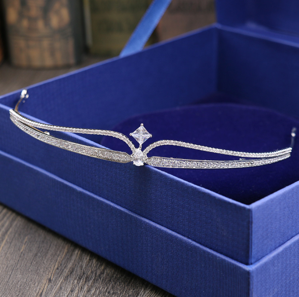 Simple Graceful Wedding Band – FairytaleCreators