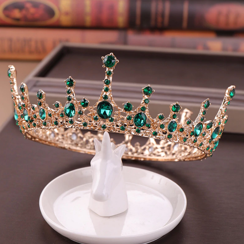 Optimal Royal Vintage Crown – FairytaleCreators