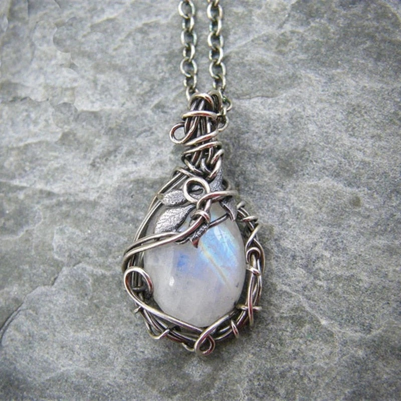 Magick Moonstone Fantasy Necklace – FairytaleCreators