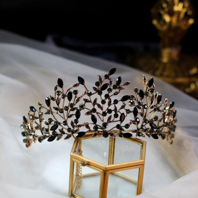 Extraordinary Victorious Vine Tiara in Black – FairytaleCreators