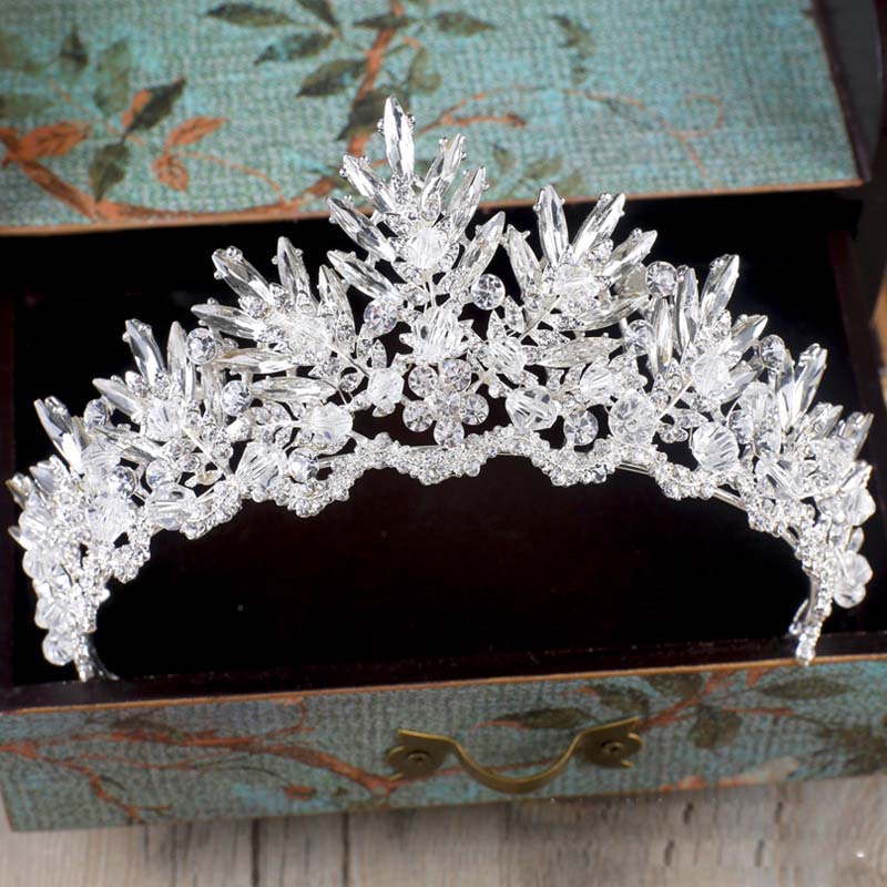 Benevolent White Witch Tiara – FairytaleCreators